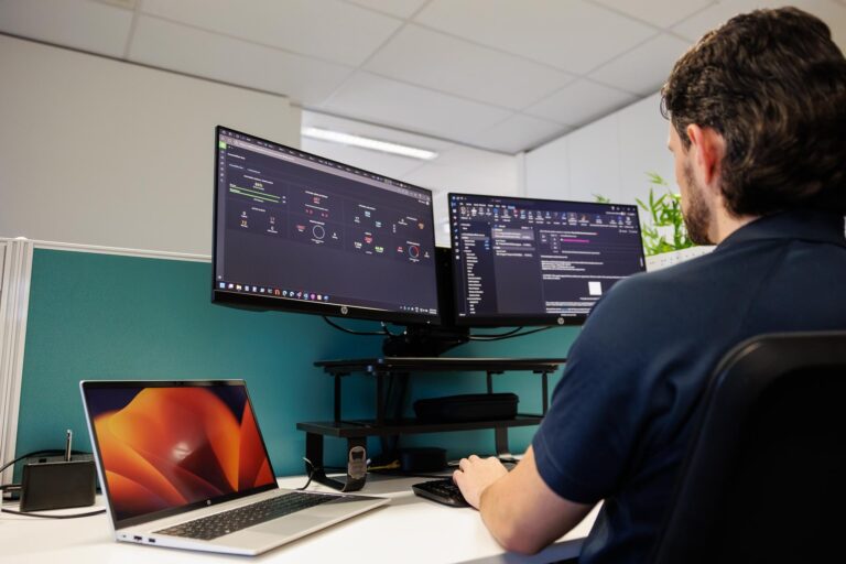 Enterprise Mobility Services | NETLINK GROUP Your Managed Experience ...